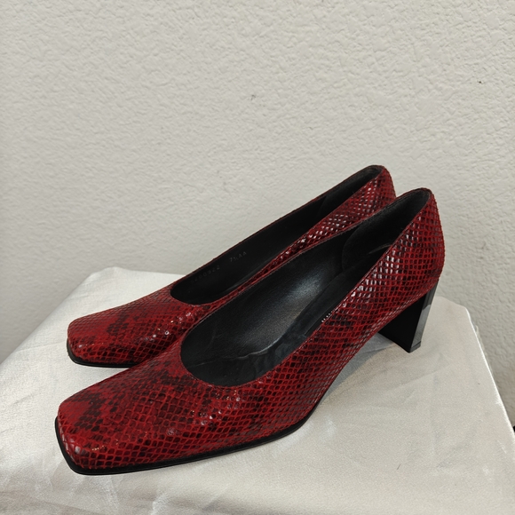 Stuart Weitzman | Shoes | Stuart Weitzman Vtg Red Snake Print Leather ...